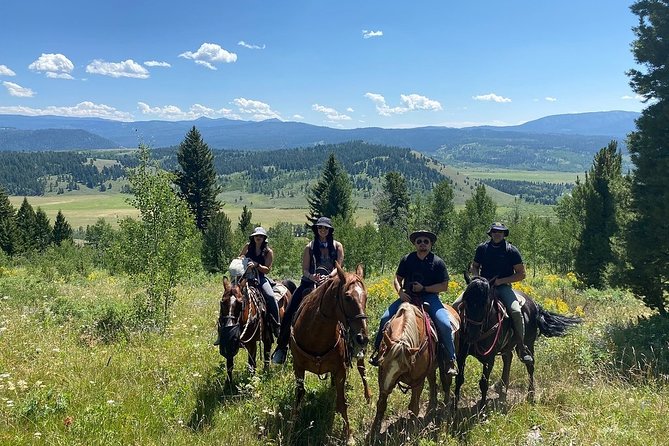 Horseback Riding With Grand Teton Views in Jackson Hole - Whats Included in Your Tour Package