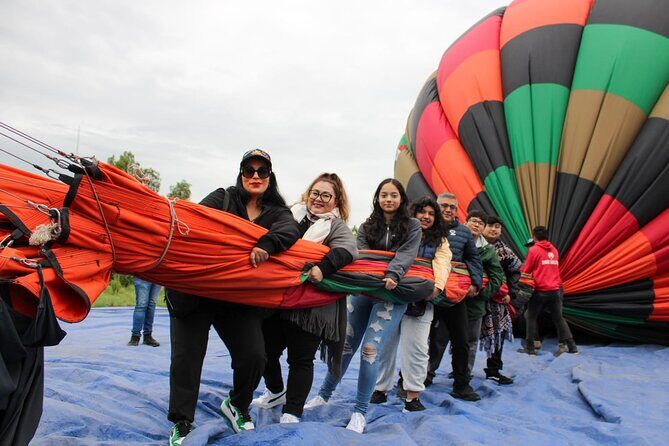 Hot Air Balloon Flight over Teotihuacan with CDMX Transportation - Who Would Love This Experience?