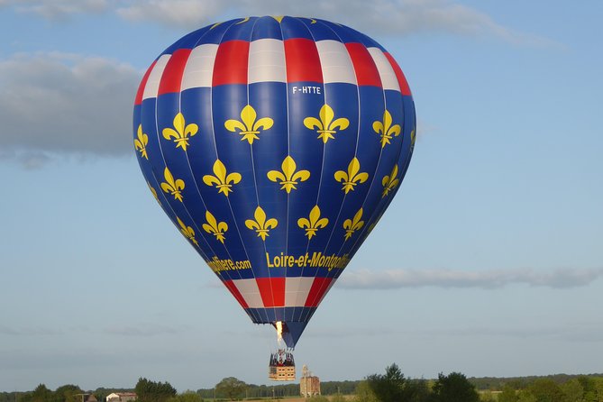 Hot Air Balloon Flight Over the Castle of Chenonceau / France - Meeting Point and Logistics