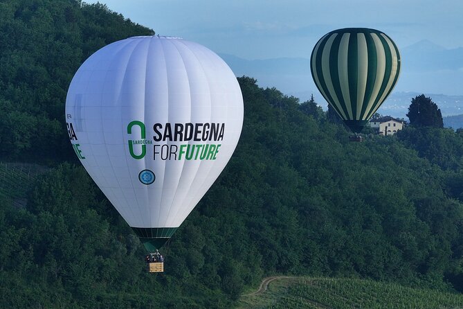 Hot air balloon over the hills of Pienza, Montalcino and Val D'Orcia - The Practical Aspects
