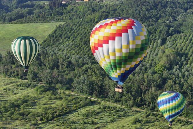 Hot air balloon over the hills of Pienza, Montalcino and Val D'Orcia - FAQ
