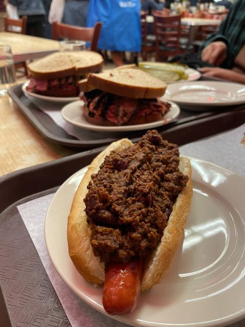 Hot dogs food tour à New York - What to Expect: A Closer Look at the Itinerary
