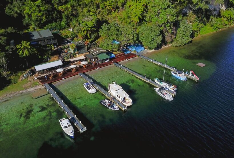 Hot Pools Kayak & Evening Barbecue - Authentic Kiwi Hospitality and the Guide’s Role