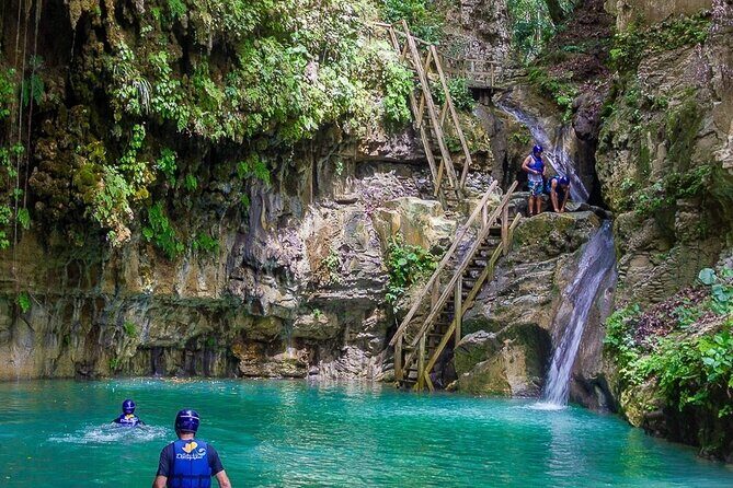 Hotels - Airbnb & villas pick up - WATERFALLS OF DAMAJAGUA - Who Would Love This Experience?