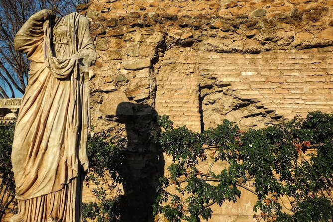 Houses of Augustus and Livia Private Tour with Roman Forum and Palatine Hill - Practical Tips for Travelers