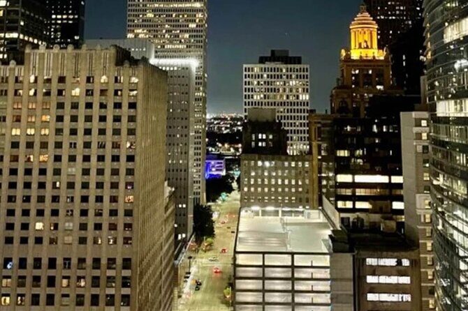 Houston Hustle Bar Crawl - Key Points