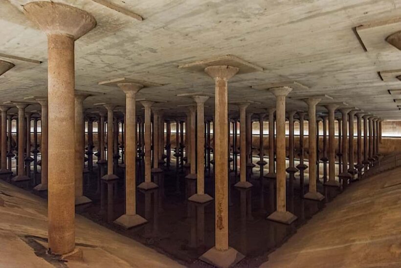 Houston: The Cistern Experience in Spanish and English Bilingual - Exploring the Buffalo Bayou Park Cistern: What You Can Expect