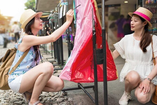 Houtong Cat Village, Shifen Sky Lantern and Jiufen Full Day Tour - A Detailed Look at the Tour Experience