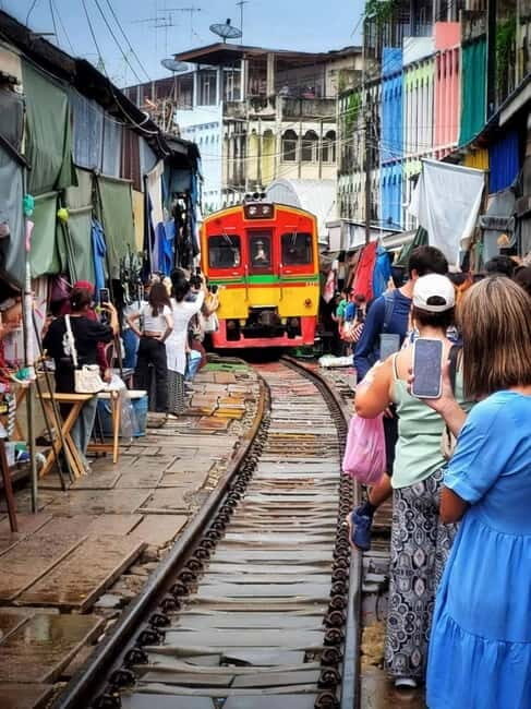 Hua Hin: Amazing Maeklong Railway Market Visit - An In-Depth Look at the Tour Experience