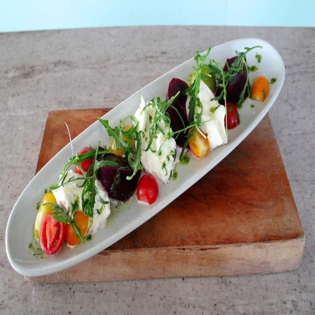 Hua Hin: Coast Beach Club & Bistro at Centara Grand Beach - An In-Depth Look at the Experience