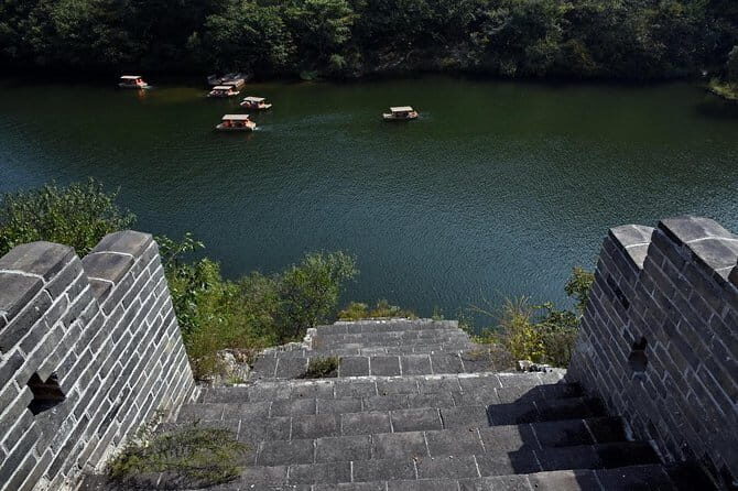 Huanghuacheng Water Wall Chartered Boat Ride and Beijing Olympic Stadiums Visit - Key Points