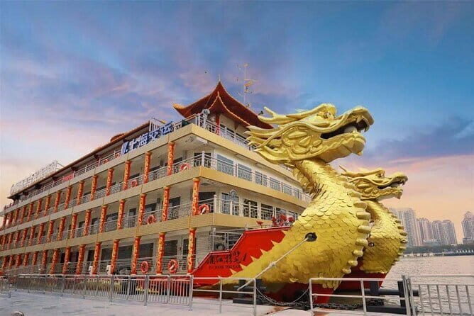 Huangpu River Evening Cruise Ticket with Dinner - Key Points