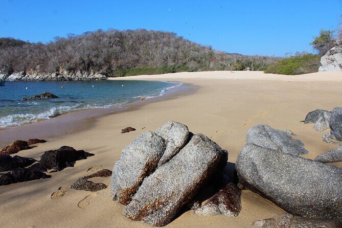 Huatulco hiking, viewpoints and Snorkling - "El Órgano" Beach and Snorkeling