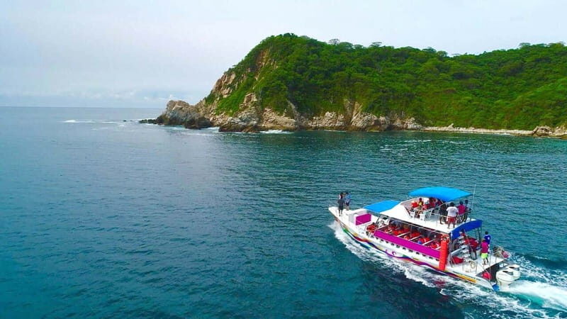 Huatulco: Premium Boat Tour with snorkel experience. - What Makes This Tour Stand Out?