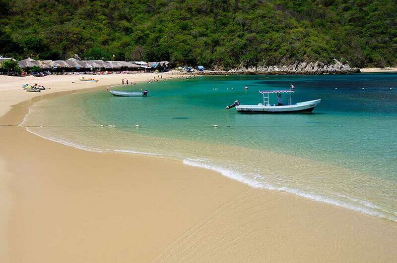 Huatulco: Premium Boat Tour with snorkel experience. - What To Expect and Practical Tips