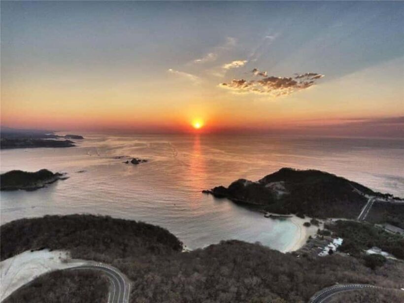 Huatulco: Rafting, Viewpoints, and Beach Tour - Practical Details and Value