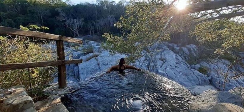 Huatulco: Xadani River Hot Springs Tour with Lunch - Lunch at a Country Restaurant