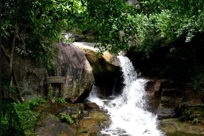 Huay Yang Waterfall and Visit Singkorn Border Market Private Tour from Hua Hin - Introduction