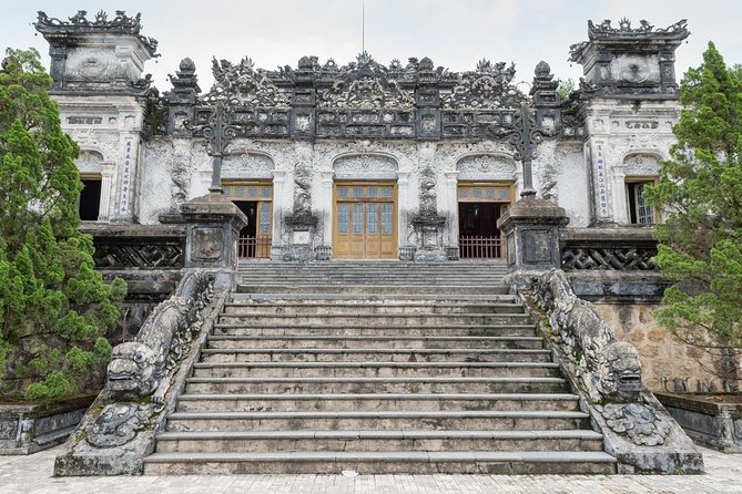 Hue City and The Citadel via Hai Van Pass Daily Small Group Tour - FAQs