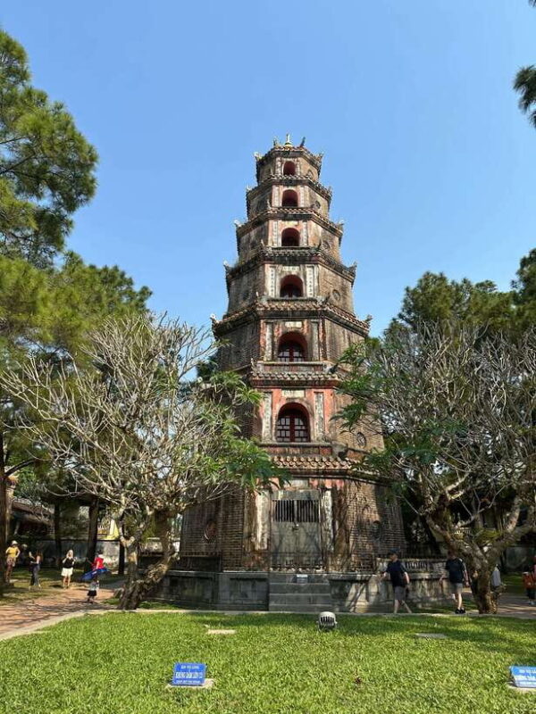 Hue city tour 1 day from Hoi An / Da Nang - The Tranquility of Thien Mu Pagoda