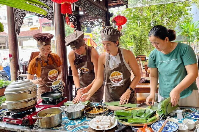 Hue Cooking Class & Local Market: Best Restaurants with Madam Thu - FAQ