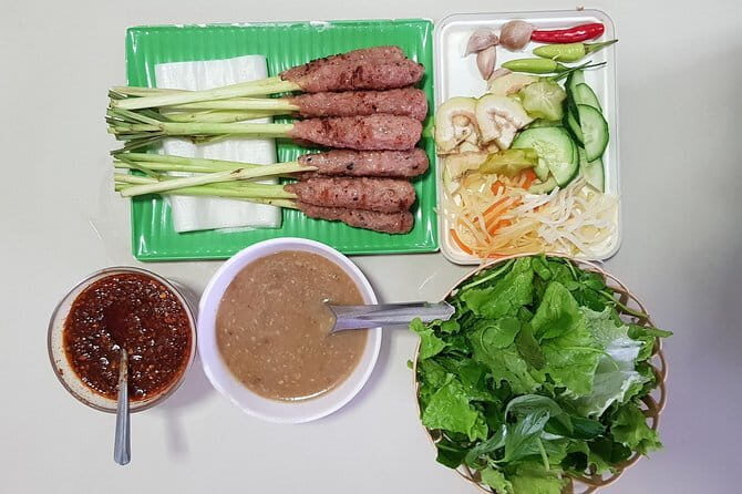 Hue Cyclo Culinary Tour Explore Street Food with an Expert Guide - Authenticity and Comfort