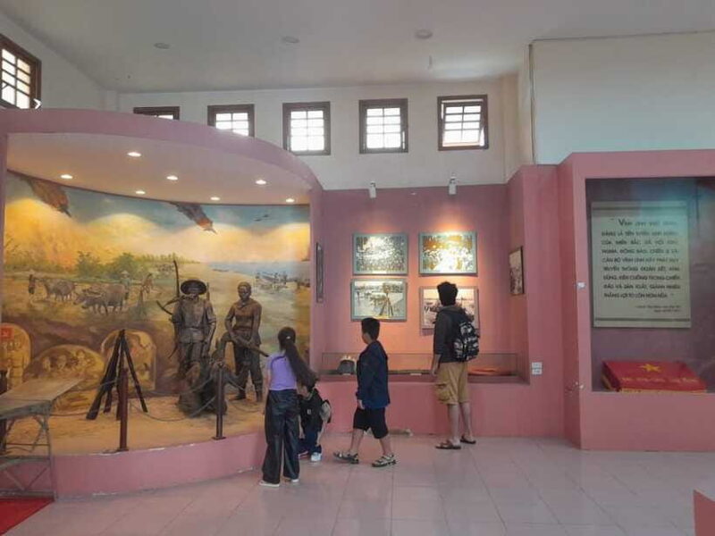 Hue: DMZ Half-Day by Private Car with Vinh Moc Tunnels - Detailed Breakdown of the Itinerary