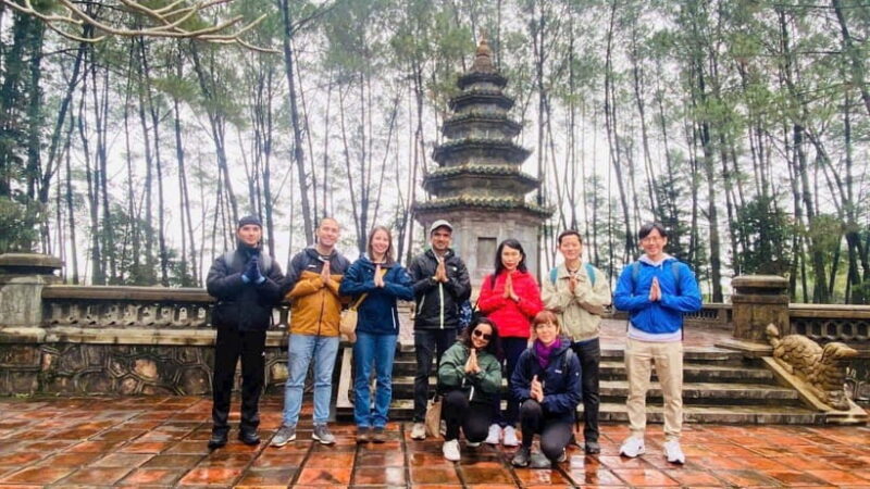 Hue: Dragon Boat, Perfume River, Pagoda & Royal Tomb Tour - Practical Details and Tips