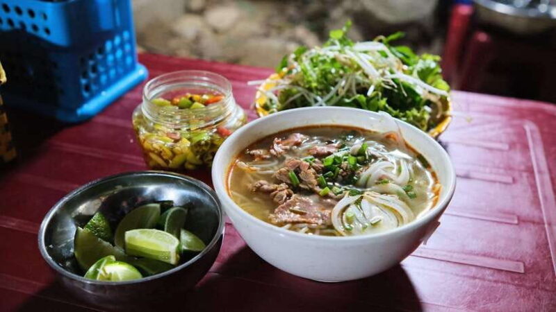 Hue Evening Foodie Cyclo Tour & Folk Music on Perfume River - The Sum Up