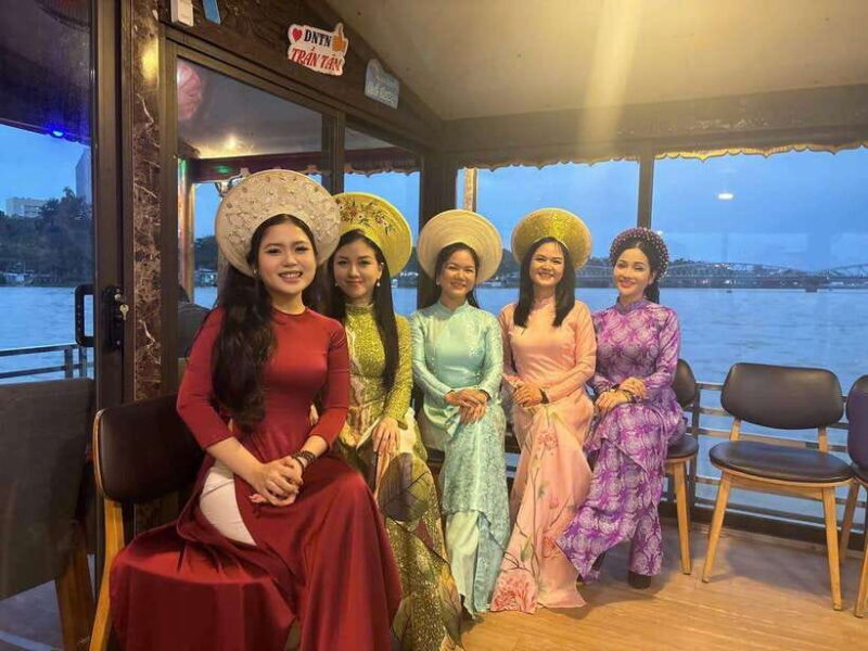 Hue: Folk Song on Perfume River Dragon Boat - Introduction