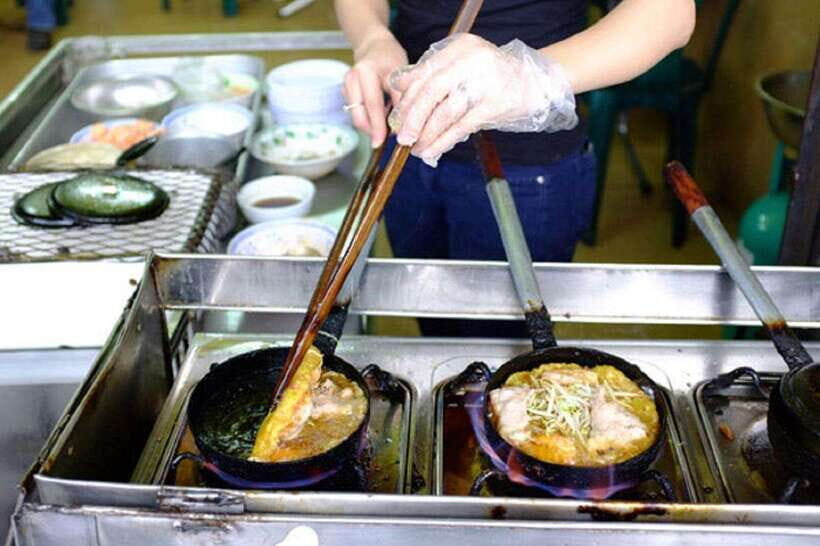 Hue Food Tour by Walking or Cyclo or Motorbike with Driver - Key Points