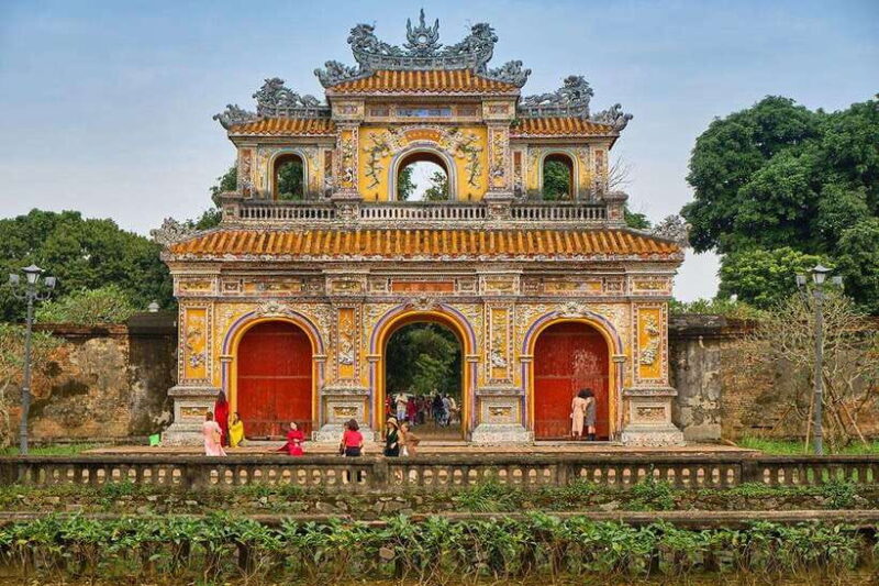 Hue: Hue Walking Tour to Imperial Citadel with Tour Guide - Authentic Reviews from Participants