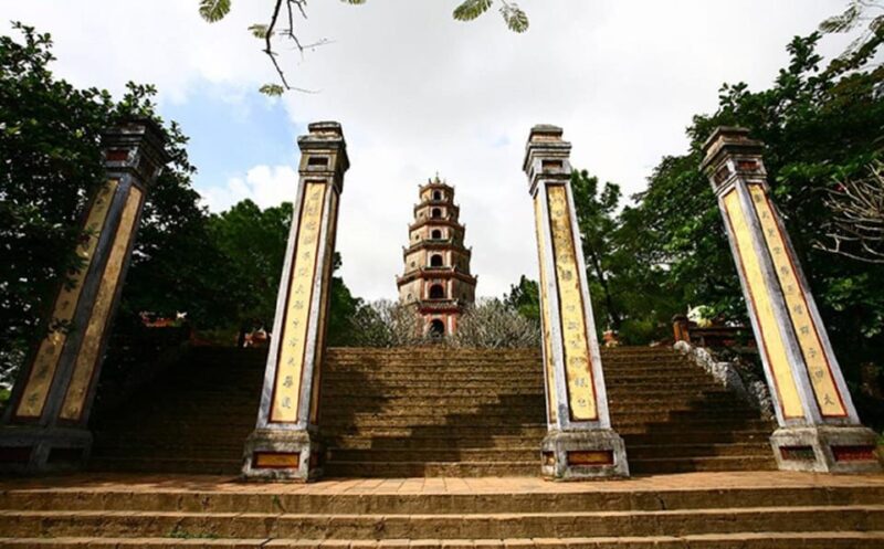 Hue : Imperial Citadel - Thien Mu Pagoda - Dragon Boat Trip - The Value of a Private Tour