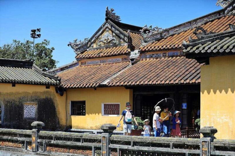 Hue: Imperial Citadel, Thien Mu Pagoda & Private Dragon Boat - FAQ