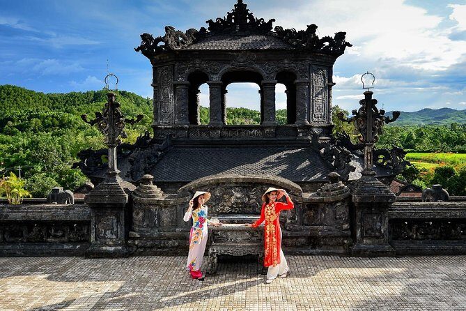 Hue Imperial City & Hai Van Pass Small Group Tour from Hoi An Full Day - What’s Included and What to Consider
