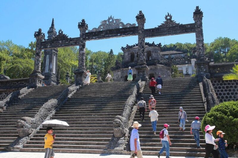 Hue: Imperial City, Royal Tombs & Pagoda Tour by Private Car - The Value of a Private Car Tour