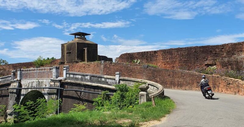 Hue: motorbike tour into Citadel and along Ng Hà Canal - Key Points