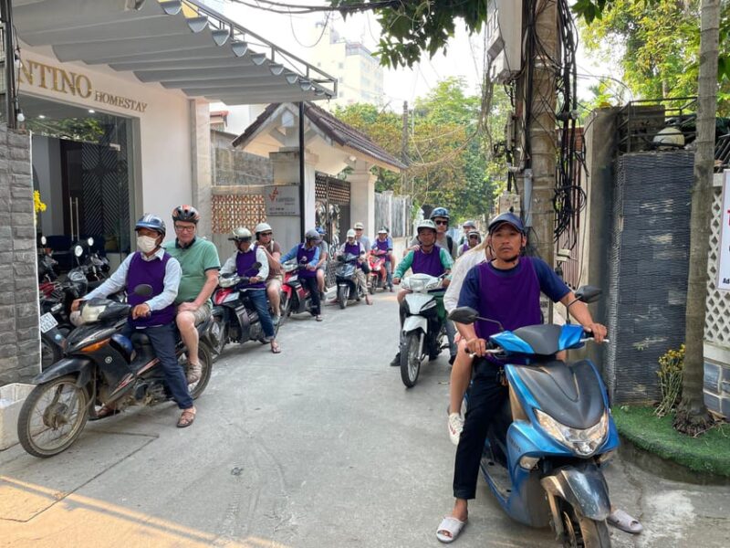 Hue: motorbike tour into Citadel and along Ng Hà Canal - FAQ