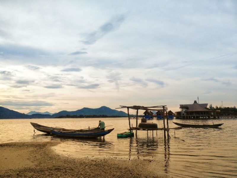 Hue or Hoi An: Golden Bridge Drive by Private Car - Analyzing Value and Experience
