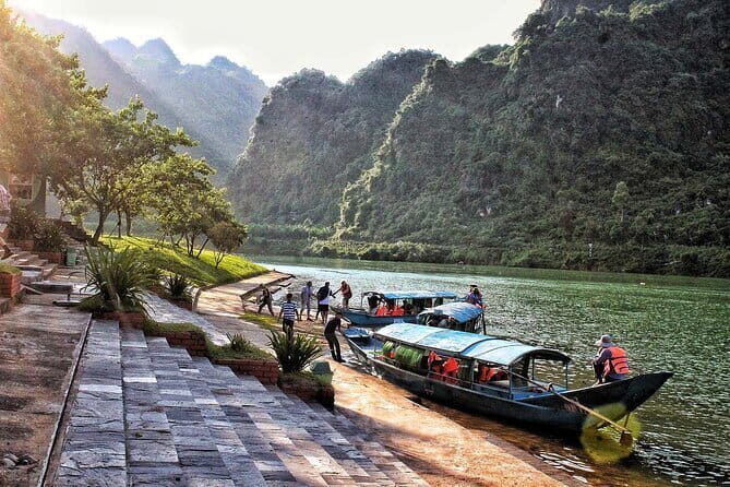 Hue Paradise Cave Group Tour - Exploring Phong Nha Caves