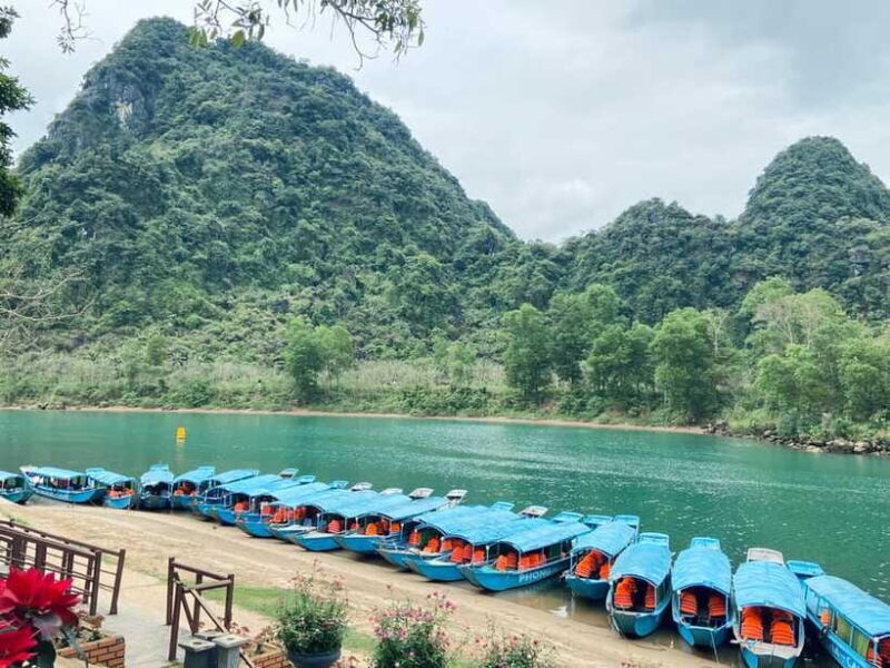 HUE - PHONG NHA CAVE GROUP TOUR ON ODD DAYS - Arrival in Phong Nha and Lunch