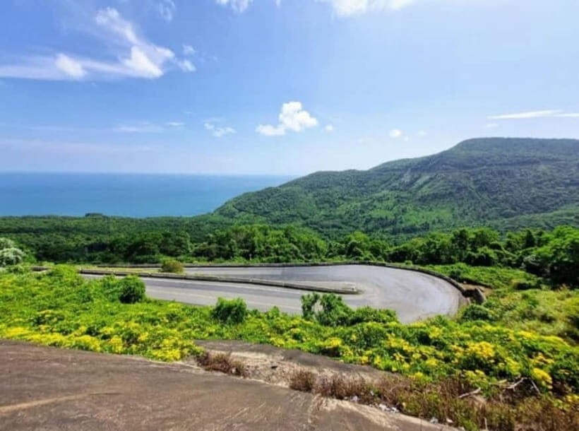 Hue: Private Car to/from Hoi An via Multi Attractions(1-Way) - Frequently Asked Questions