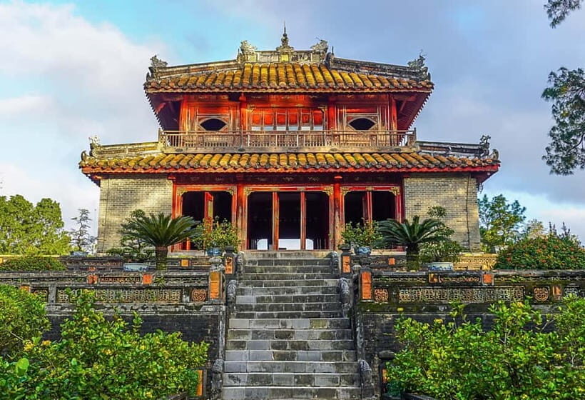 Hue: Private Dragon Boat, Royal Tombs & Thien Mu Pagoda - Who Should Consider This Tour