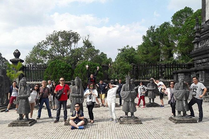 Hue Private Dragon Boat, Thien Mu Pagoda & Royal Tombs Tour - Who Should Consider This Tour?