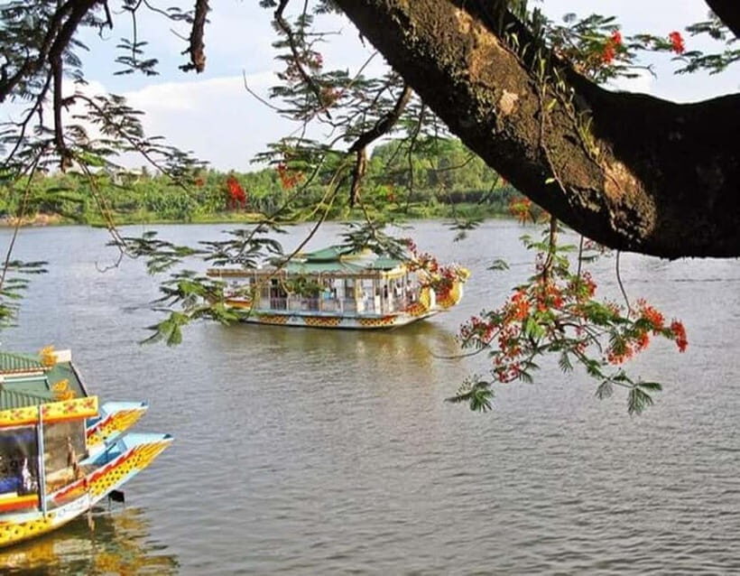 Hue Private Dragon Cruise/Boat By Sunset/Sunrise/Evening - Who Should Consider This Tour?
