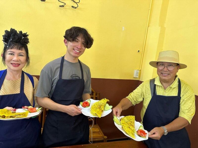 Hue: Traditional Cooking Class w Local Family & Market trip - Key Points
