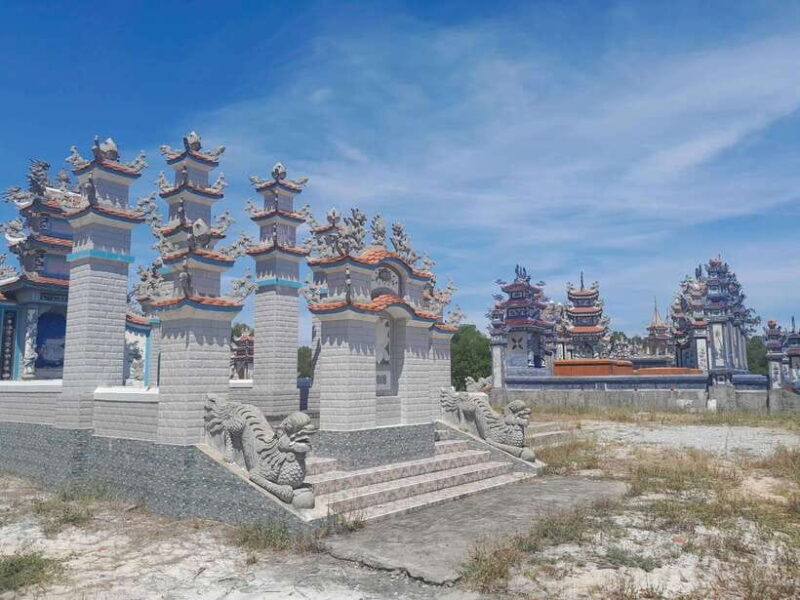 Hue: Transfer to Hoi An with Royal Tombs & An Bang Cemetery - Key Points