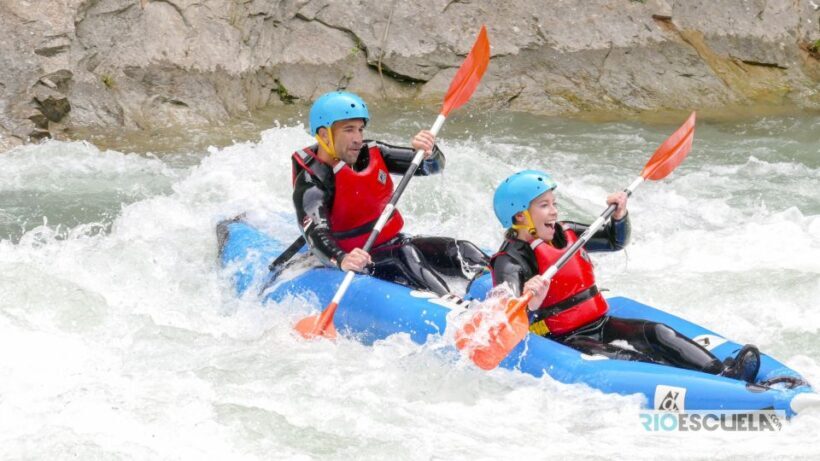 Huesca: River Kayak in the Pyrenean geological route - A Detailed Look at the Experience