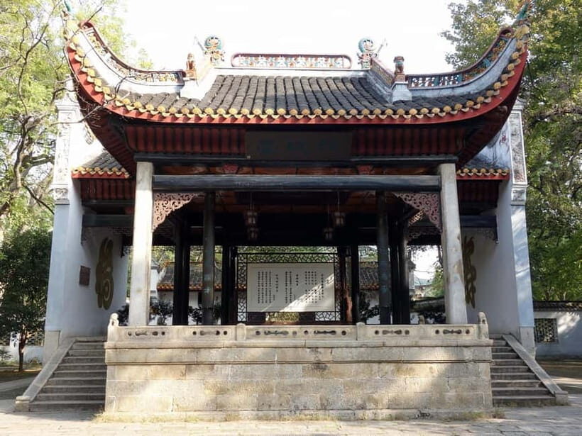 Hunan 1-Day Tour: Hunan Museum, Orange Isle, Yuelu Academy - Key Points