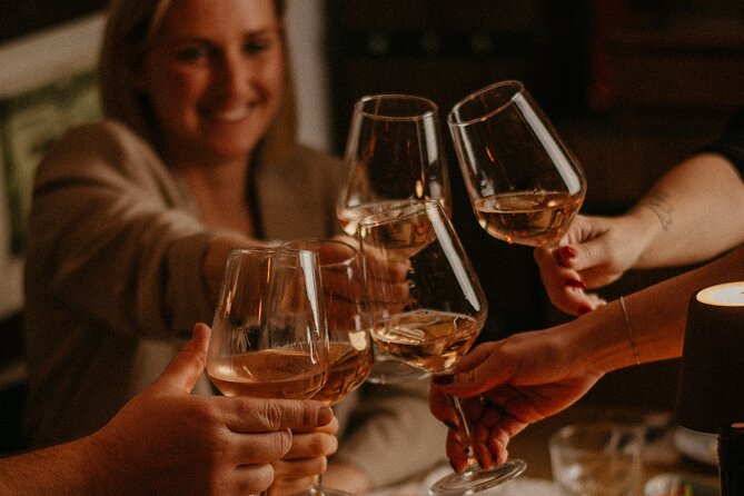 Hungarian Wine Tasting in Budapest Downtown - Key Points